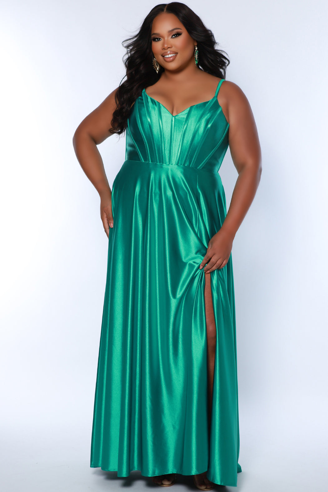 Sydney's Closet 7380 Kelly Green Prom Dress – PROM BAE Sydney's Closet 7380 Kelly Green Prom Dress – PROM BAE